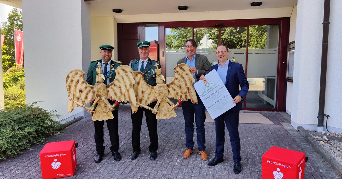 Sparkasse stellt Schützenvögel aus | LokalDirekt
