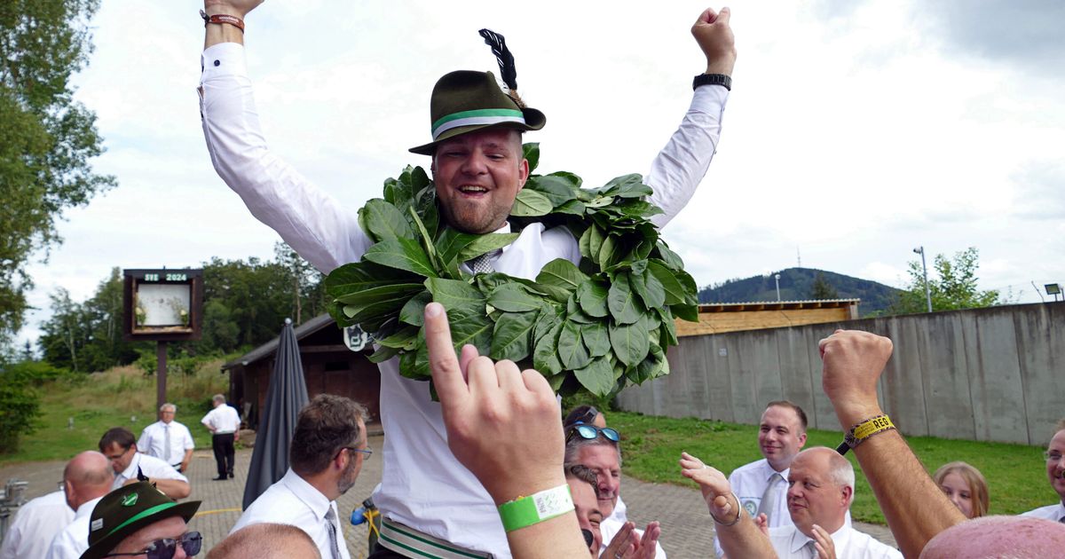 Philipp Denter ist Schützenkönig in Eiringhausen | LokalDirekt