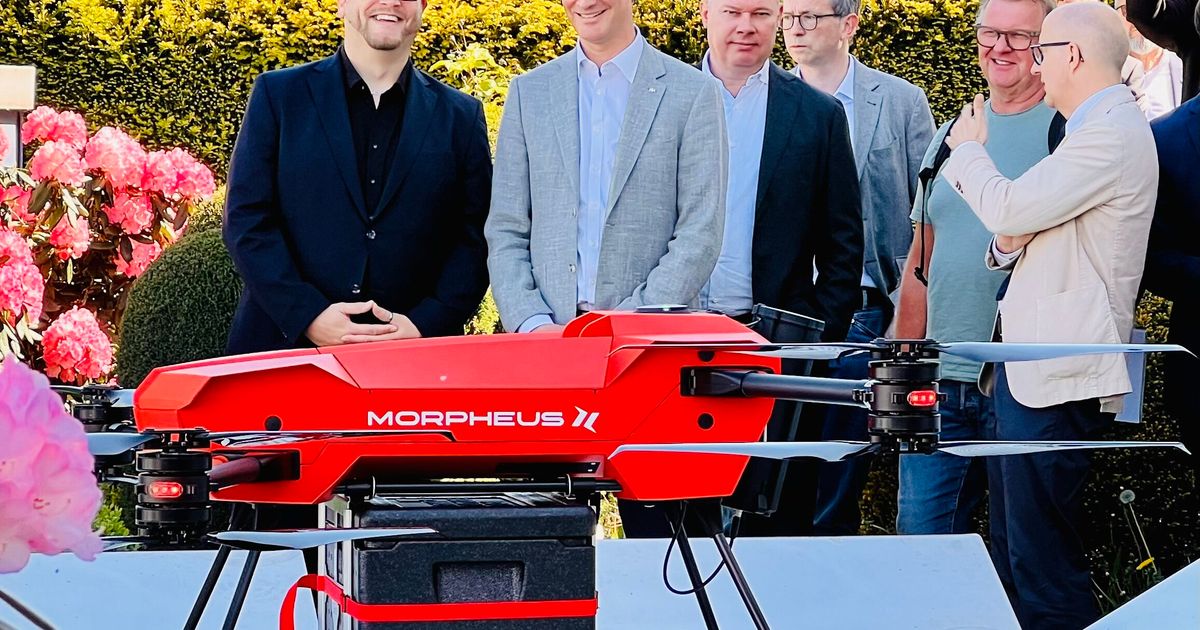 Hendrik Wüst besucht Drohnen-Logistik-Pionier Morpheus | LokalDirekt