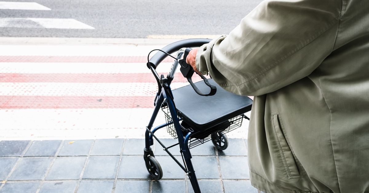 Sicherheit für den Alltag: Rollator-Training auf dem Marktplatz ...